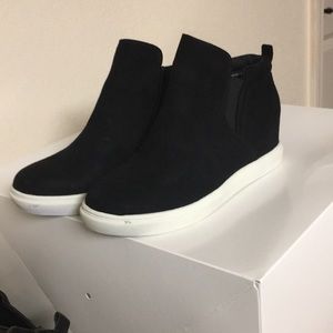 Madden Girl | Shoes | Woman Black Snicker | Poshmark